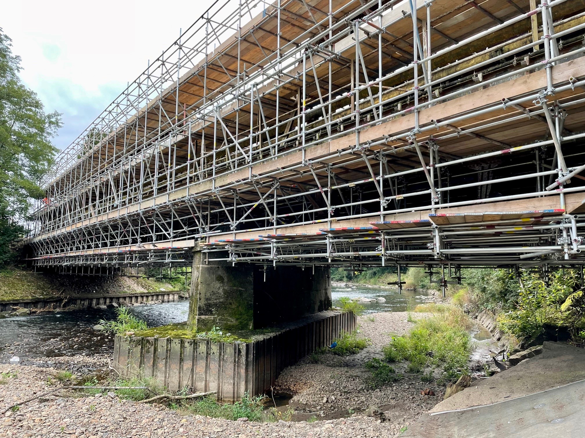 Treforest Bridge - Lea Scaffolding